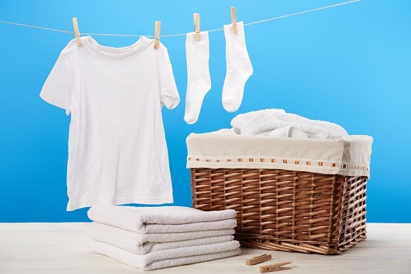 Tips For Line Drying Clothing Outdoors | House Life Today