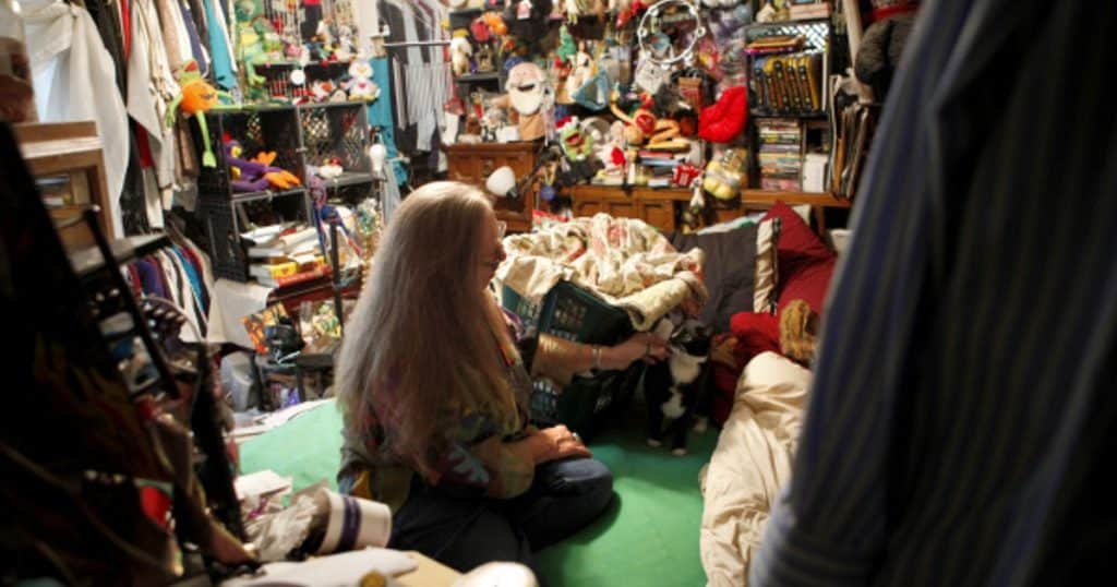 The Psychology Behind Hoarding Behavior | House Life Today